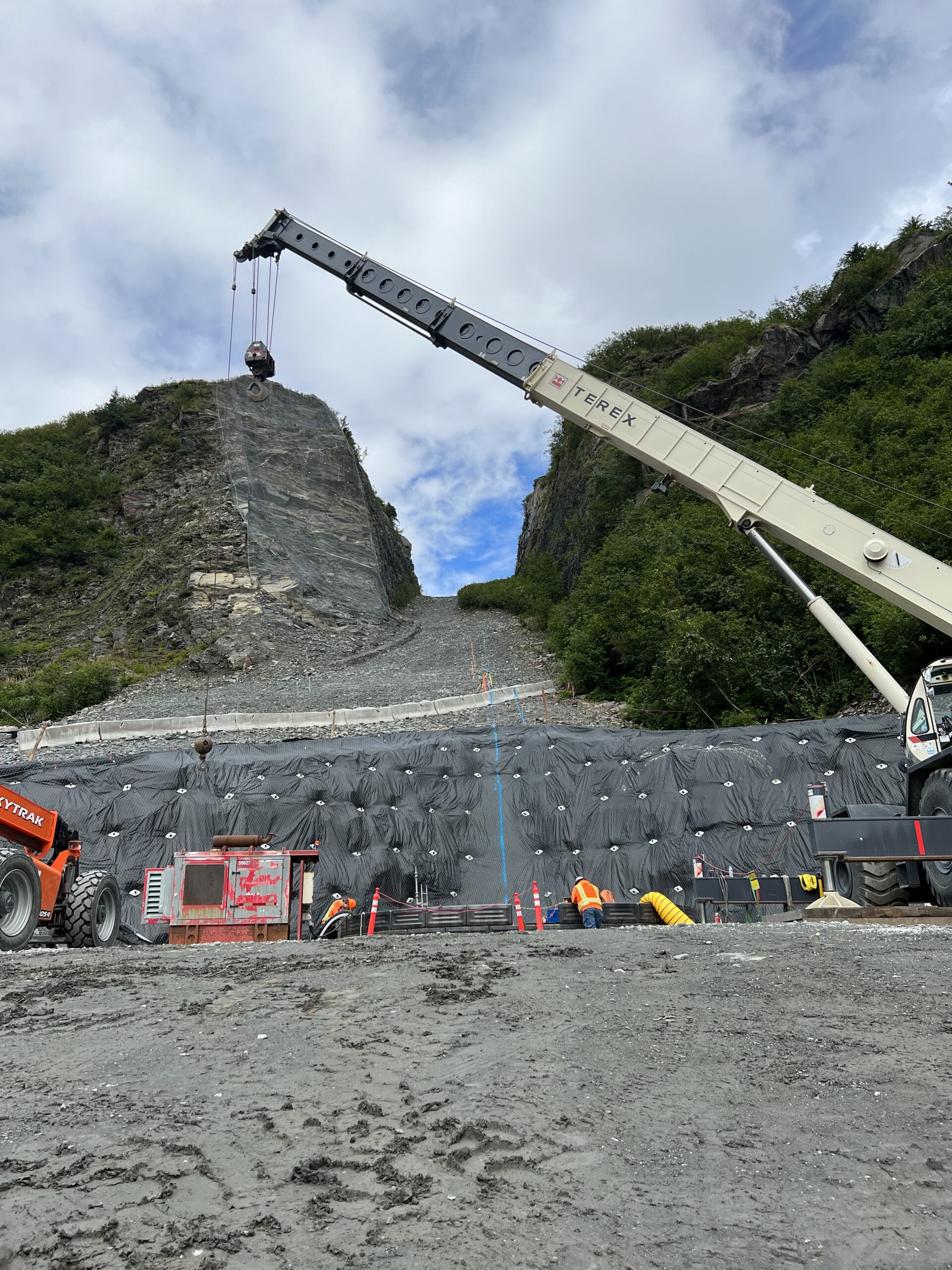 2023 Atigun Awards spotlight, Teamwork: Milepost 781 Integrity Dig ...